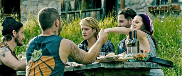 Trailer Debut - Point Break - Accessreel.com